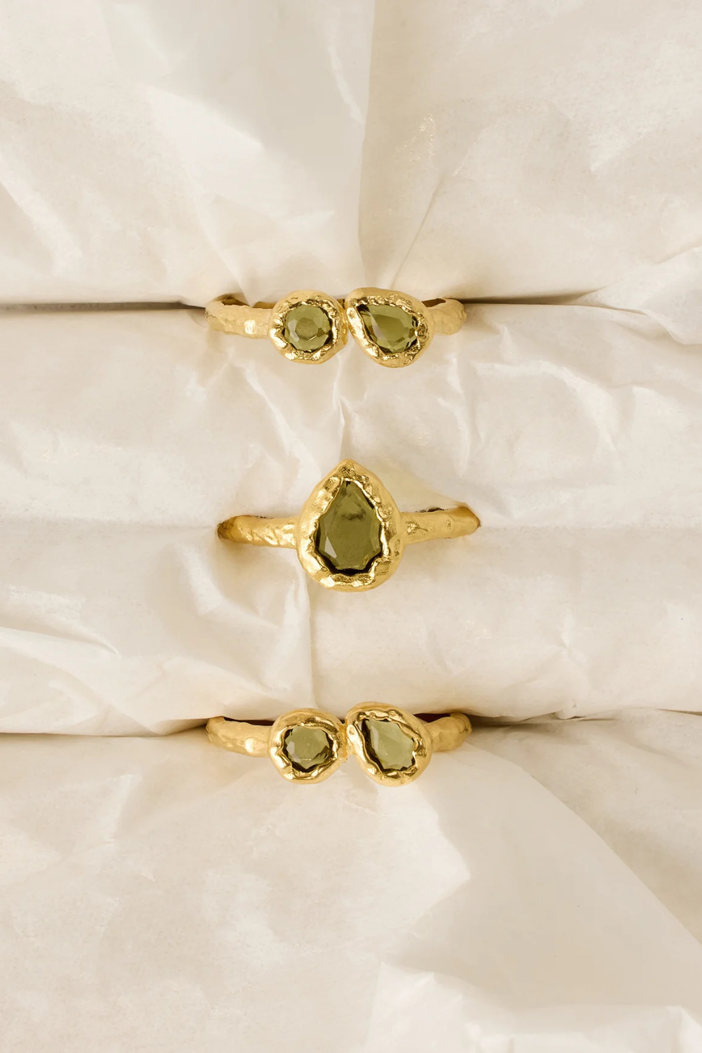 Lysiana Ring – Crate Expectations